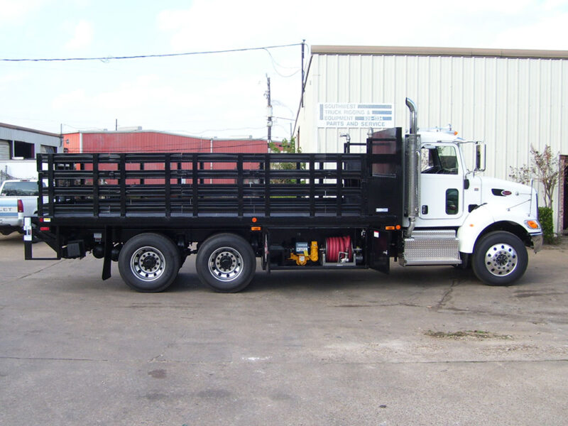 Flatbeds – Southwest Truck Rigging & Equipment